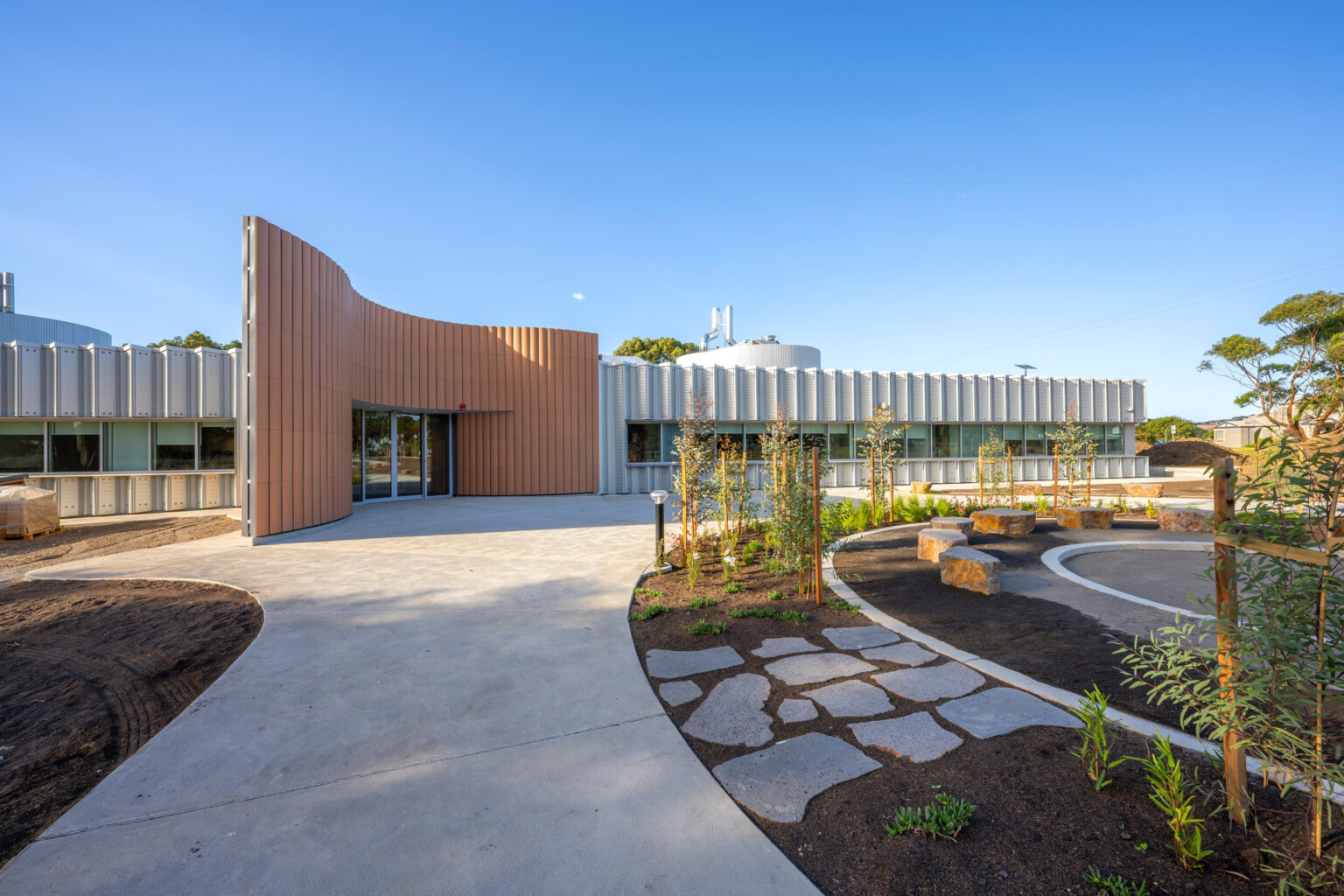 Codesigning with Country: Deakin Hycel | Woods Bagot